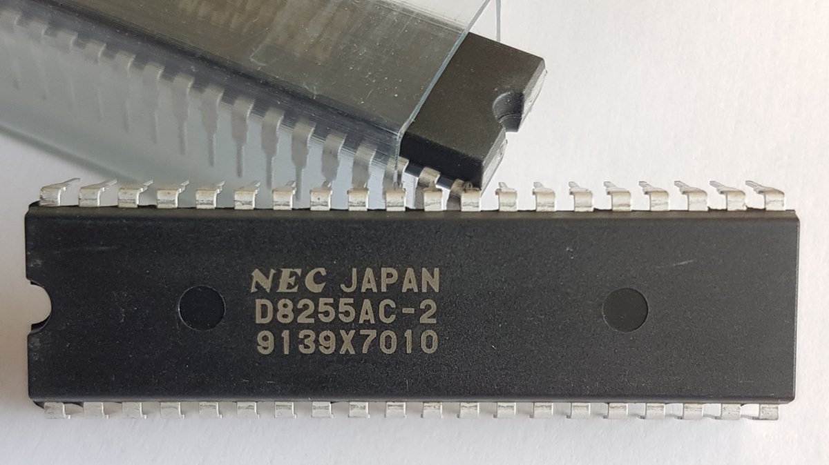uPD8255AC-2, DIP-40 - Micro Controller m.v. - Bjarne Bak - Elektronik og beslægtede dele.....