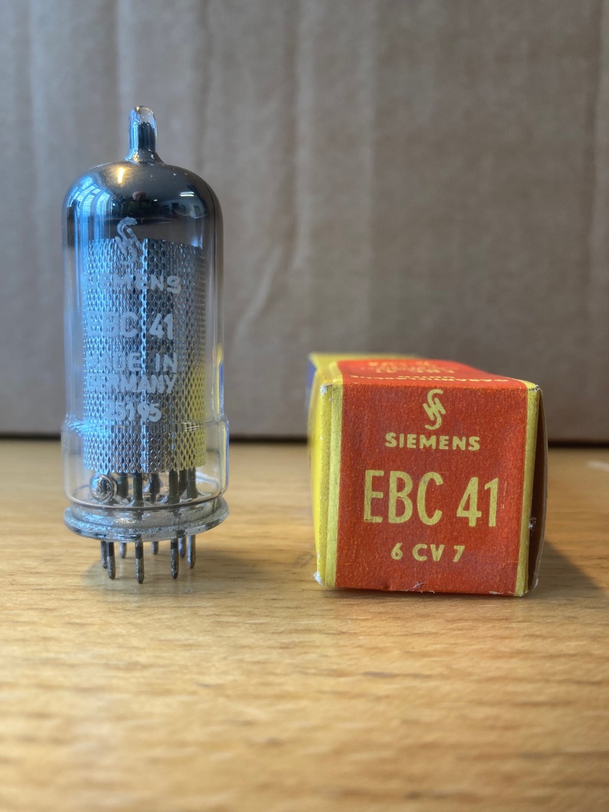 Dobbelt Diode-Triode EBC41 Siemens