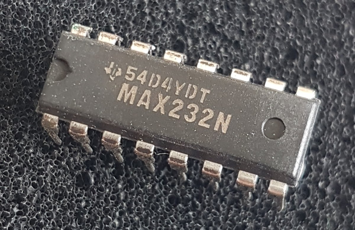 MAX232, DIP-16 - IC Diverse - Bjarne Bak - Elektronik og beslægtede dele.....
